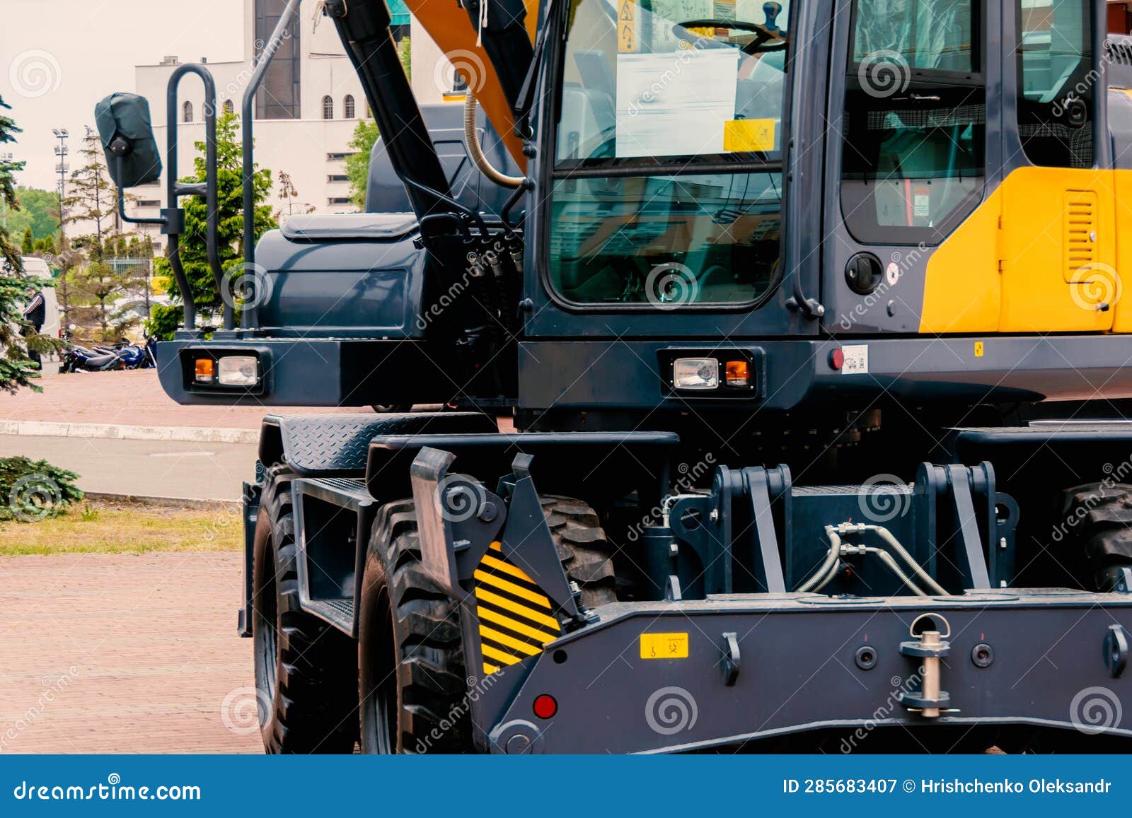 The Front and Cab of the Excavator Stock Image - Image of heavy ...
