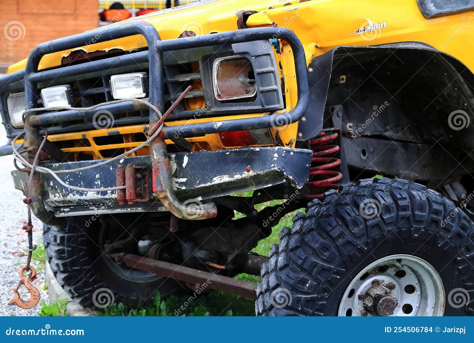 The Front of the Destroyed Car. Stock Photo - Image of stary, samochodu ...