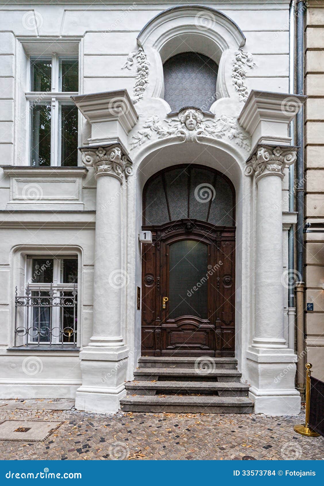 Front Door of Georgian Home Stock Photo - Image of classical, columns ...