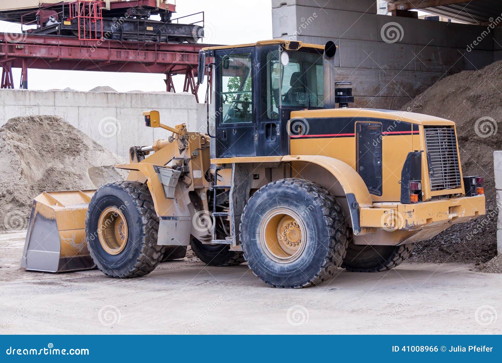 Front end loader stock photo. Image of duty, machinery - 41008966