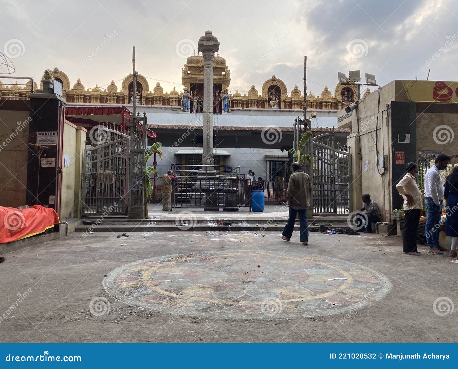 Banashankari temple editorial photography. Image of banashankari ...