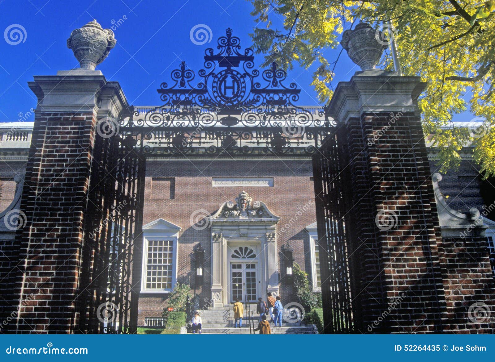 Front Gate Of Chiang Mai Zoo Aquarium Editorial Photo | CartoonDealer ...