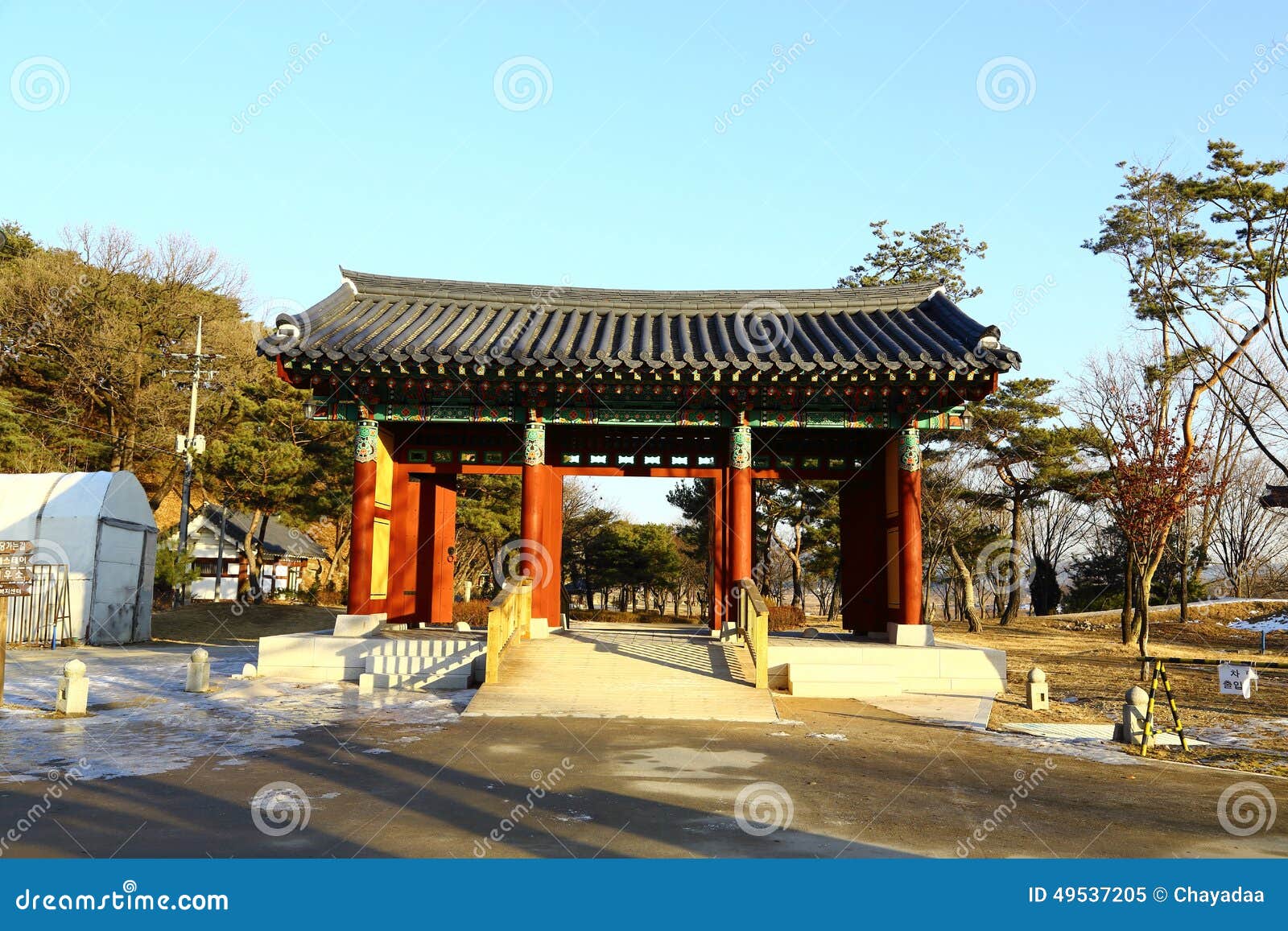 Front Gate of Silleuksa Temple Stock Image - Image of south, wharf ...