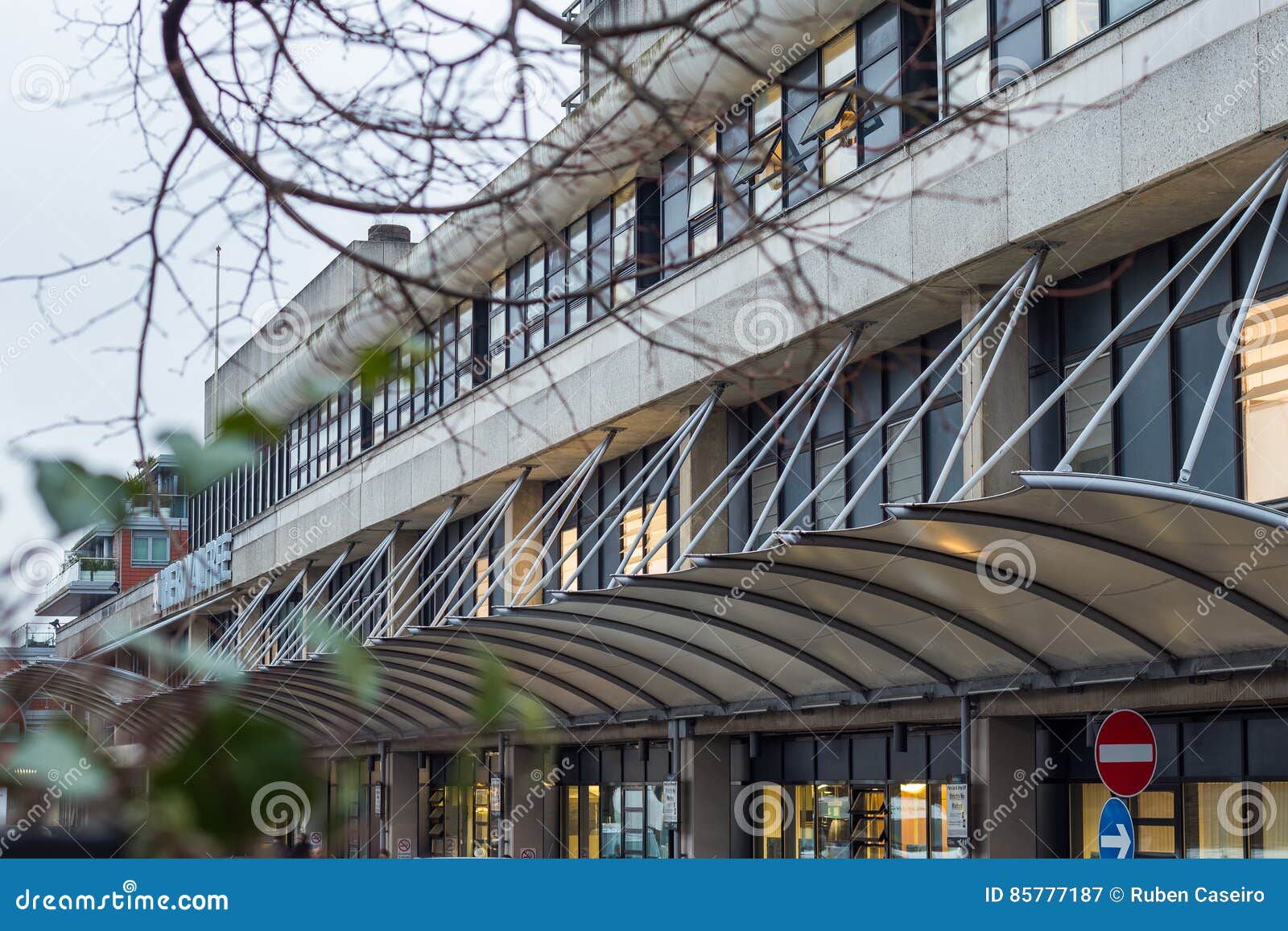 Front of General Hospital in London Editorial Photography - Image of ...