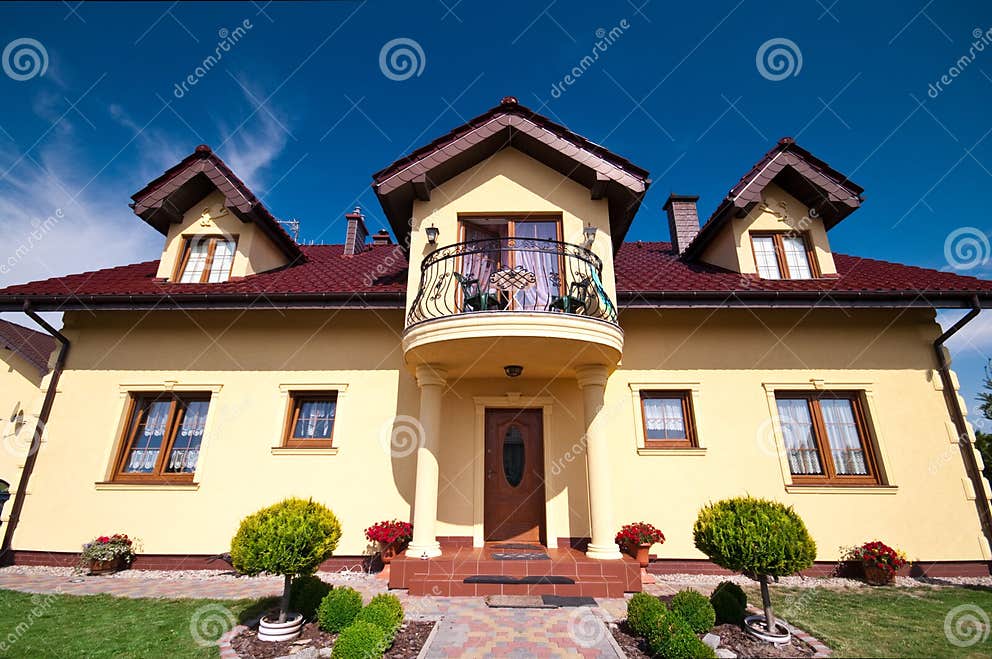 Front of house stock photo. Image of real, outdoors, grass - 20448560
