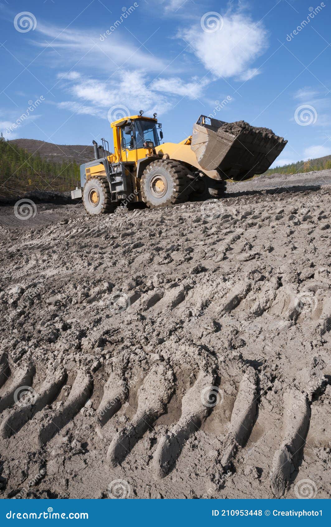 Front Loader in the Mountains of Eastern Siberia / Earthworks / Mining ...