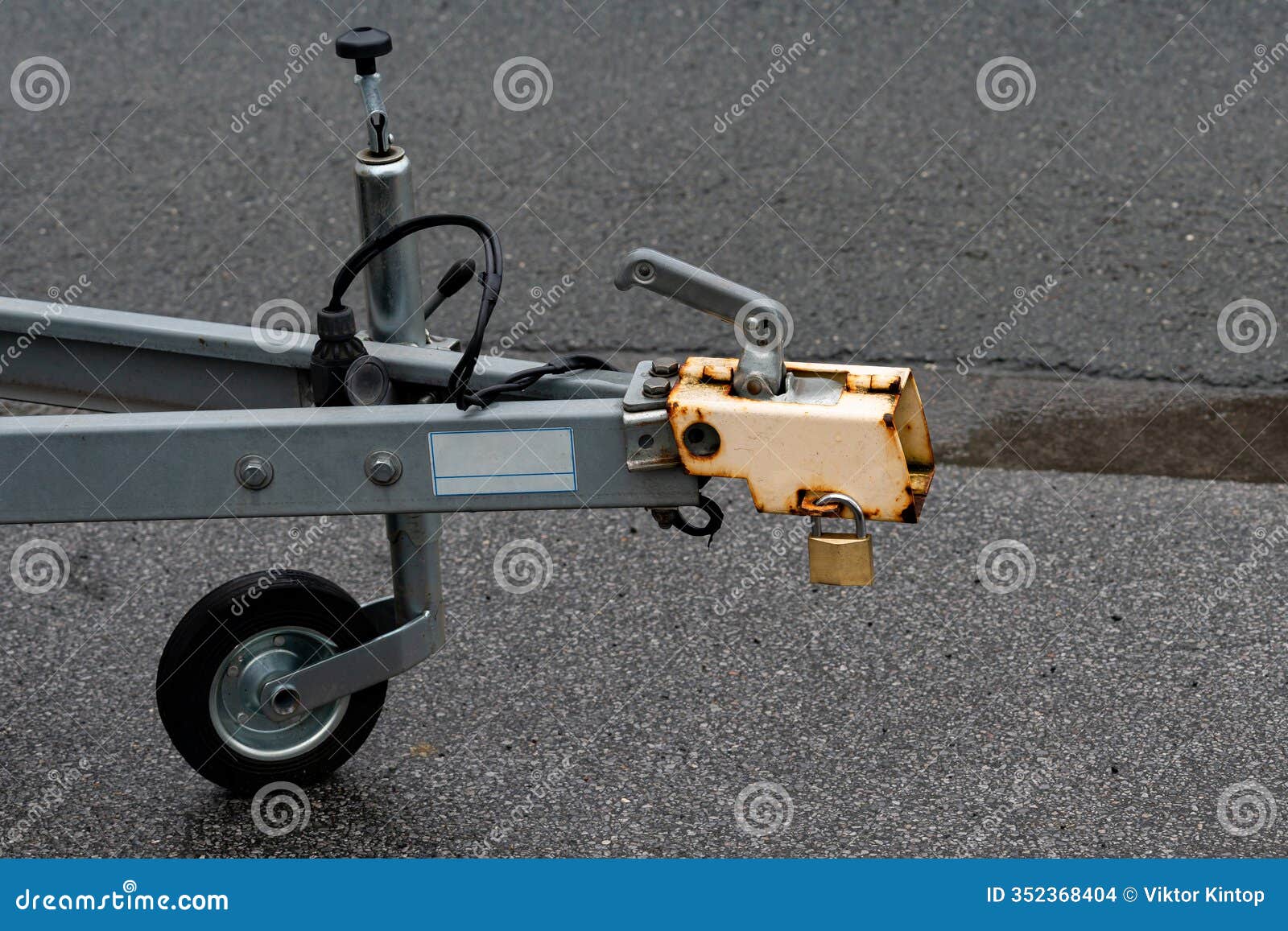 Tow Hitch Drawbar With Spare Wheel. Device For Coupling A Car And A ...