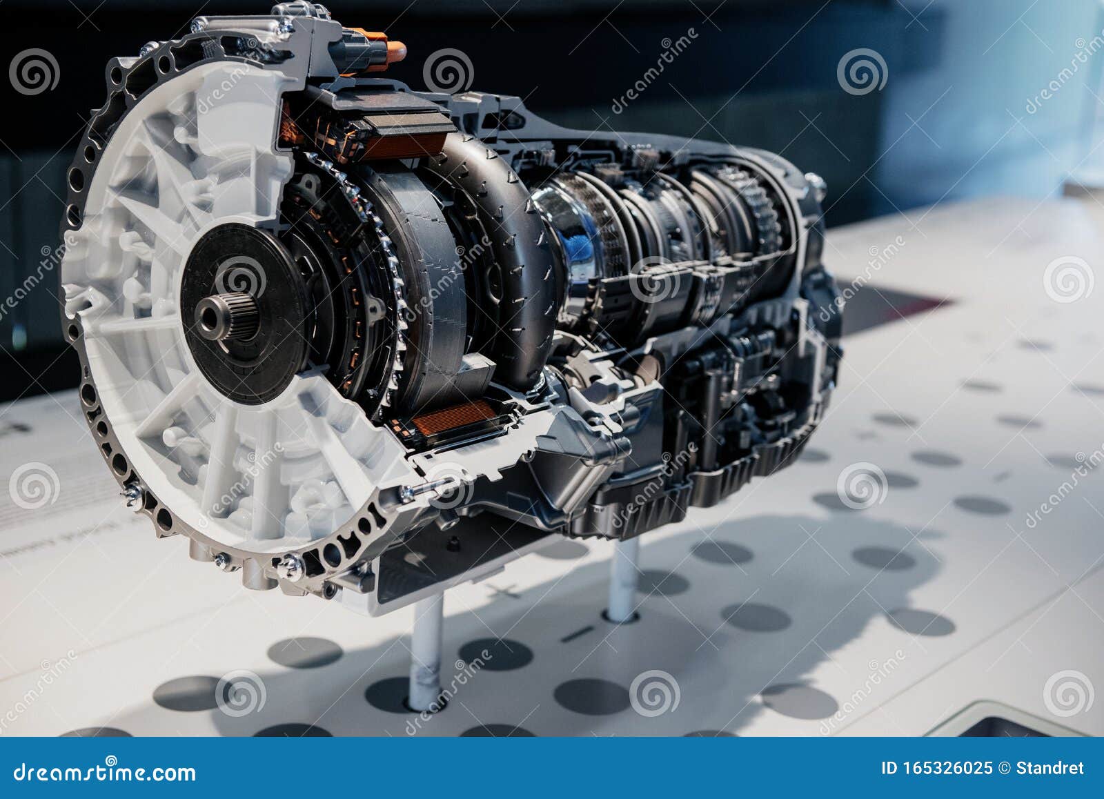 Front and Side View Cross Section of Automatic Transmission Gearbox on ...