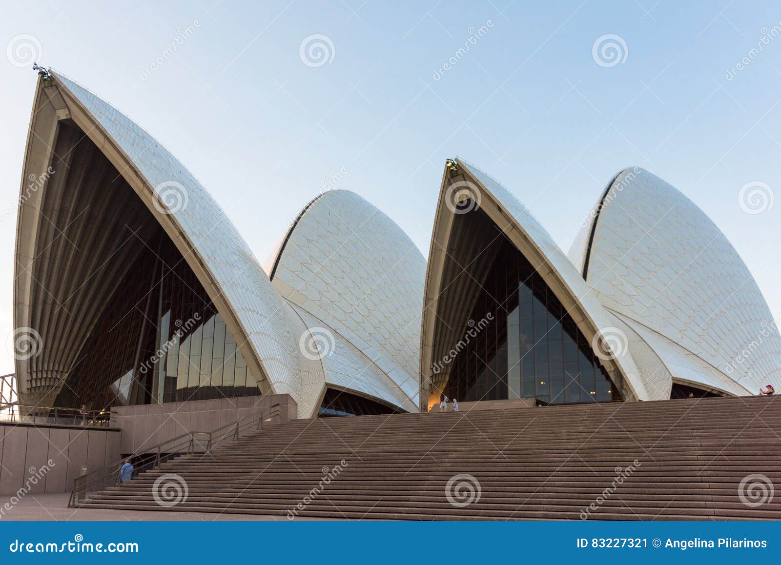 The Front of the Sydney Opera House at Dusk Editorial Photo - Image of ...
