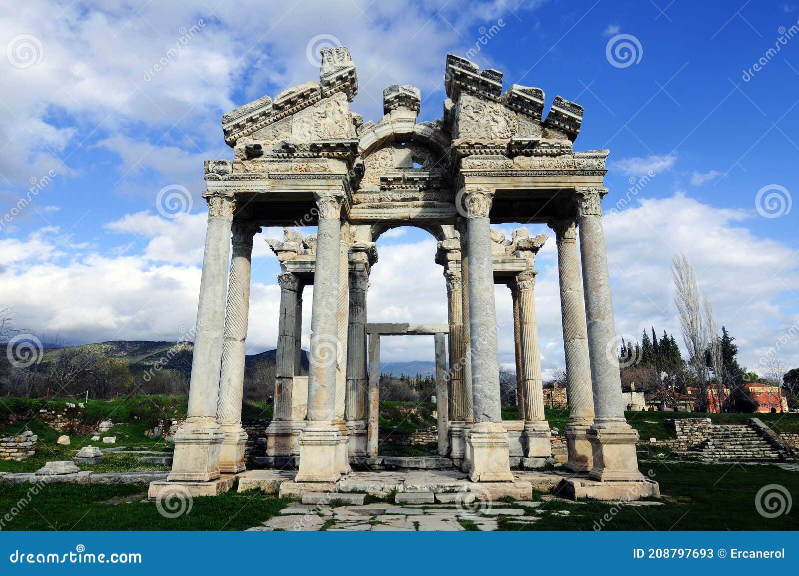 Standing Ancient Roman Temple Stock Image - Image of stone, historical ...