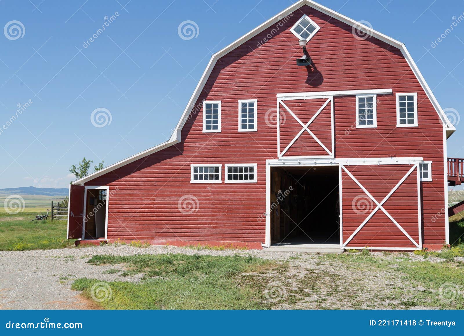 Front View of a Bright Red Barn Stock Photo - Image of landscape, door ...