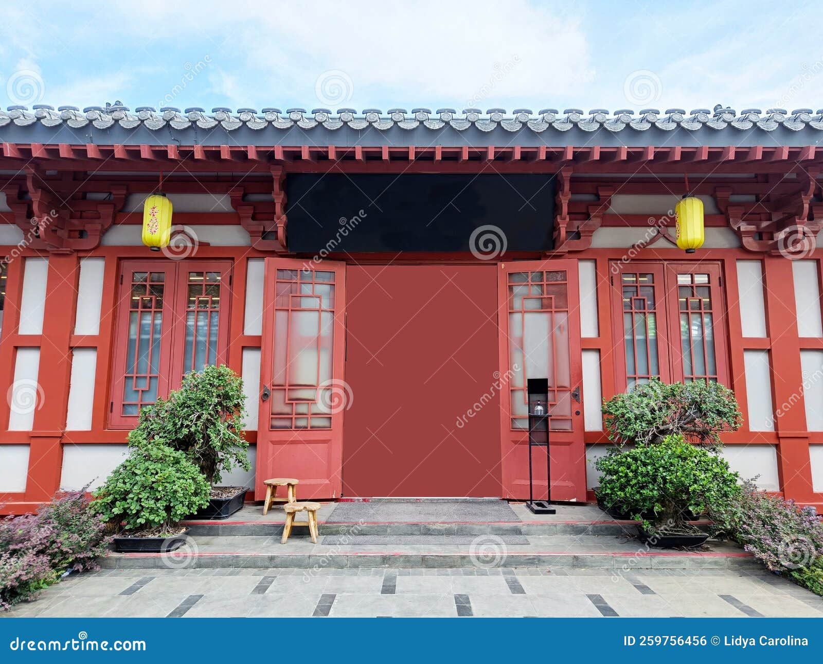 Front View of Building with Traditional Chinese Architecture. Chinese ...