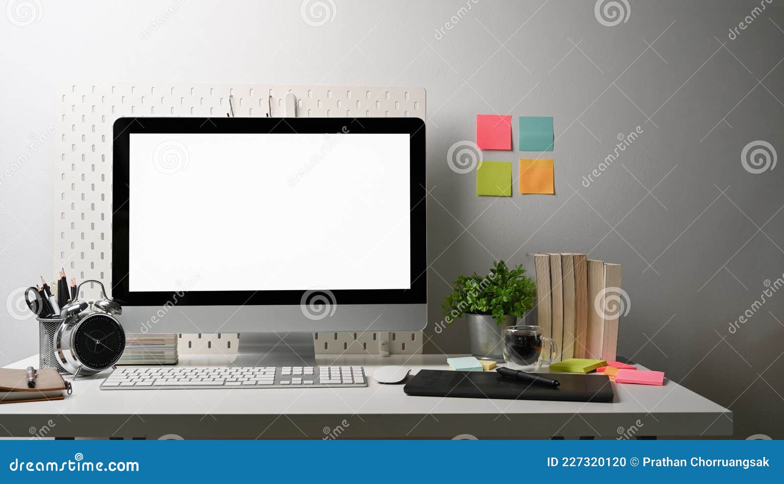 Computer with Blank Screen at Modern Workplace. Stock Photo - Image of ...