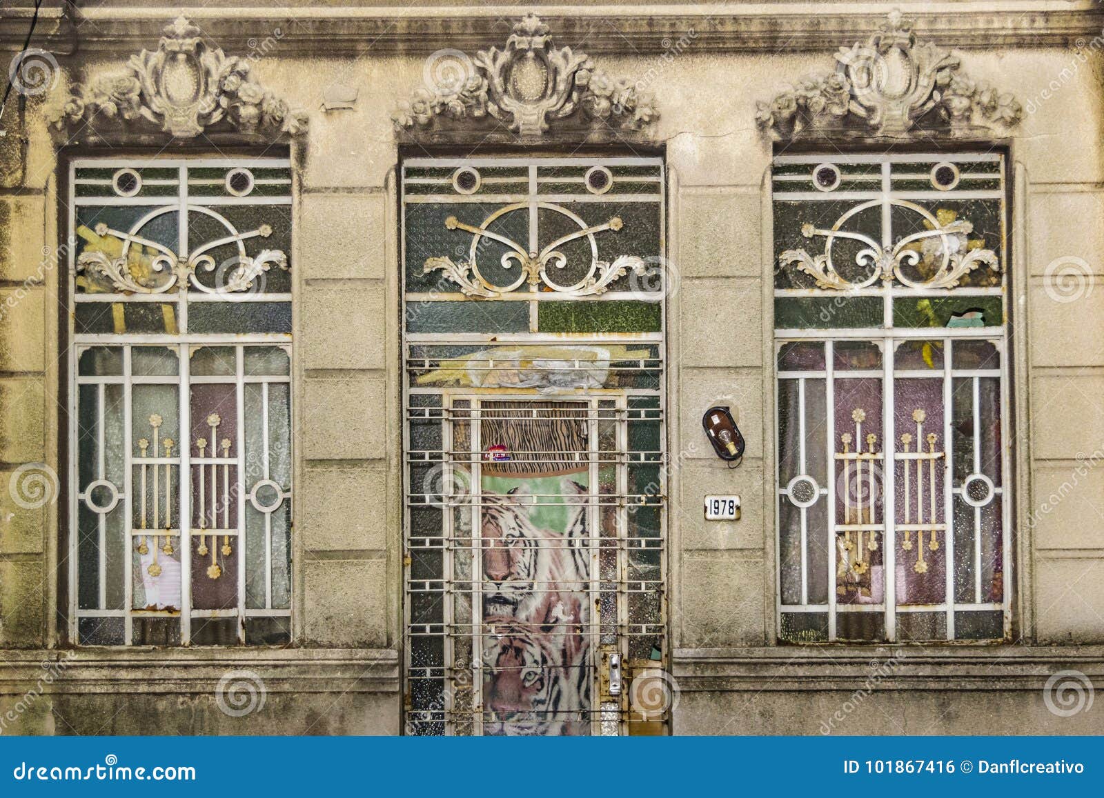 Old Style Home Facade editorial photo. Image of home - 101867416