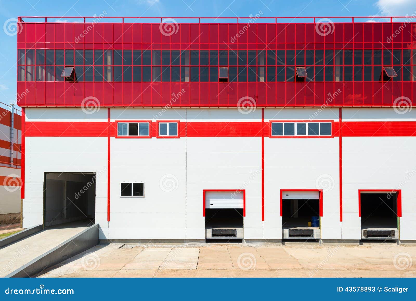 Front View of Loading Docks Stock Image - Image of industry, export ...
