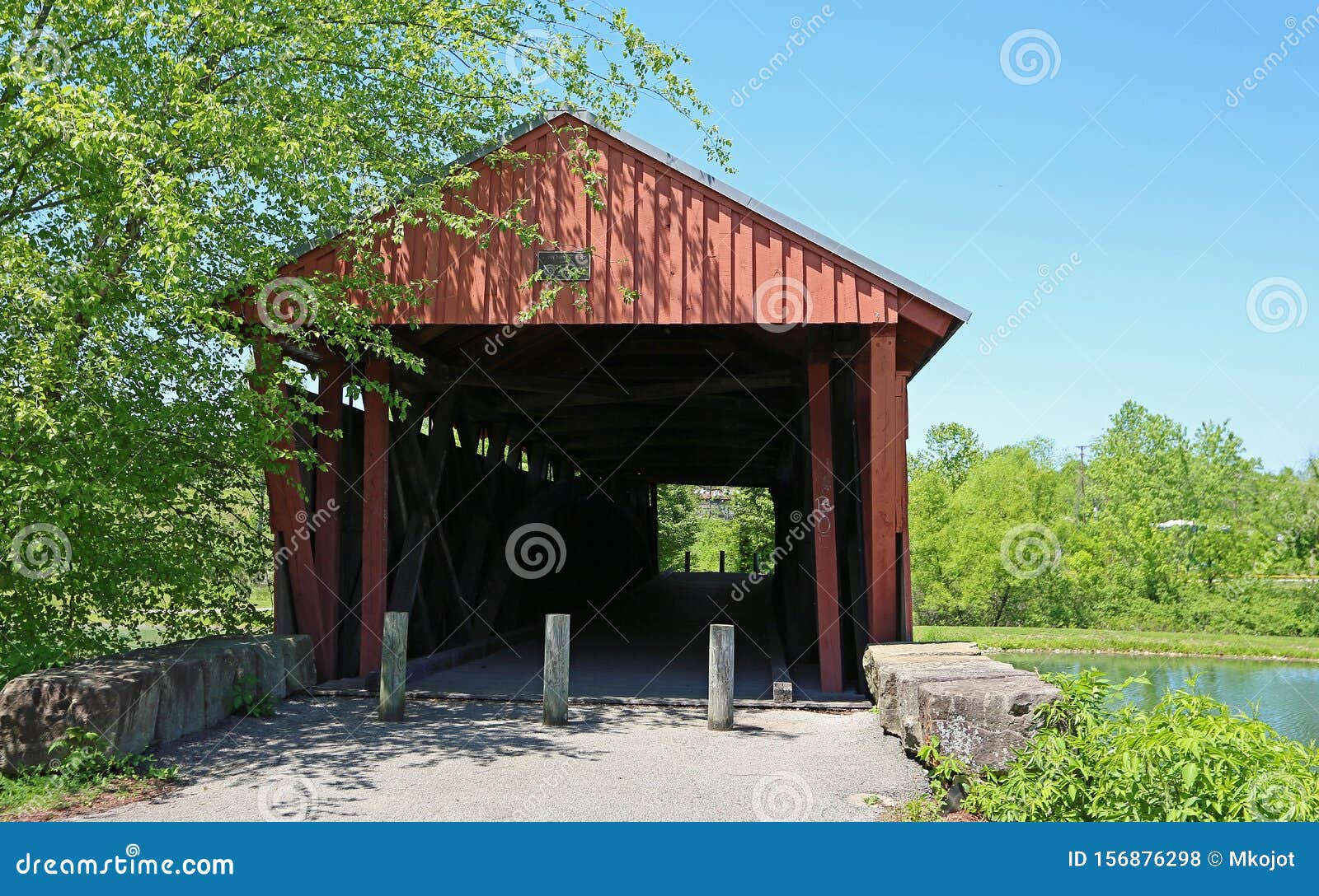 Front View at Milton Covered Bridge Stock Photo - Image of travel ...