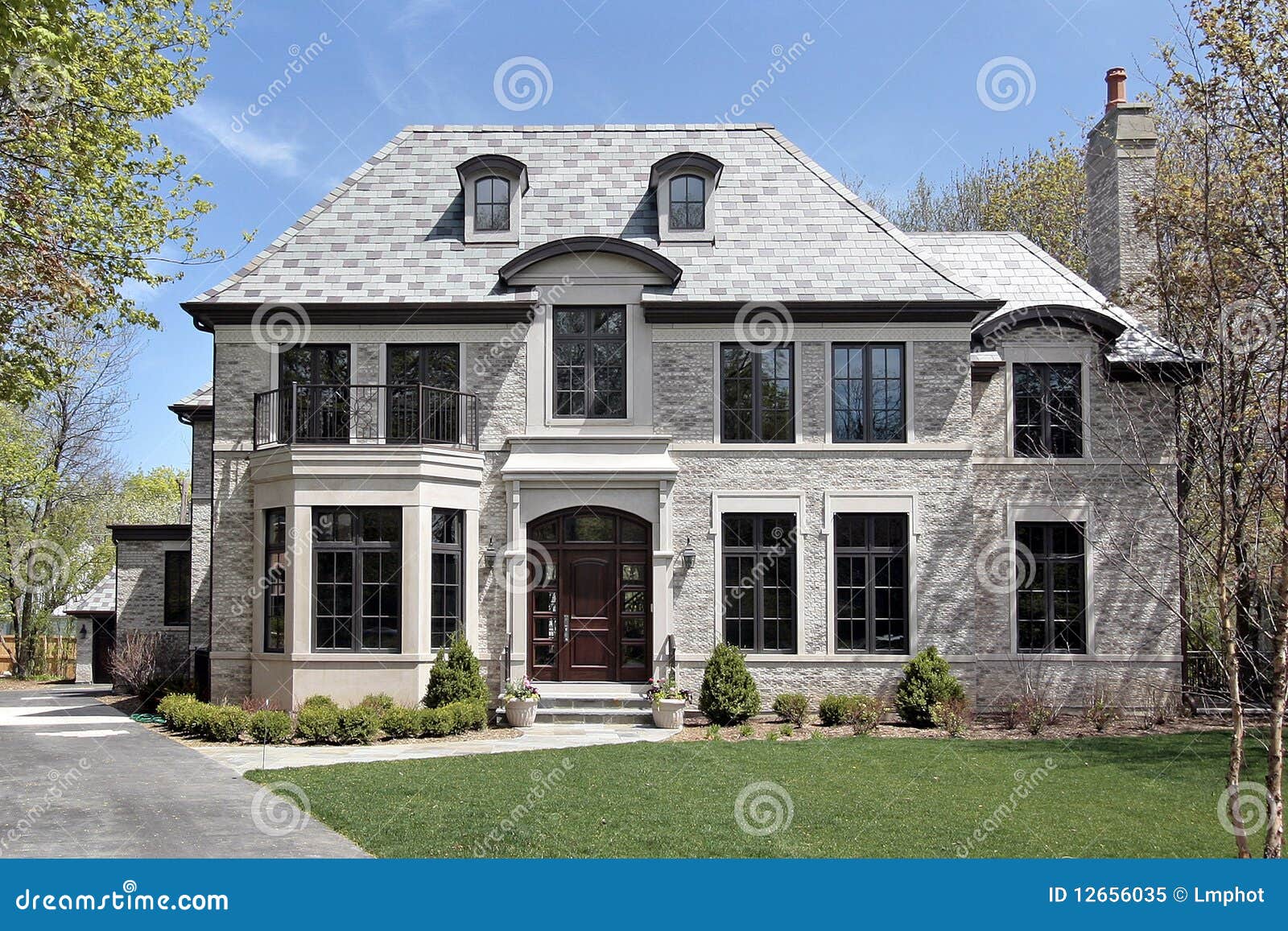 Front View of New Construction Home Stock Image - Image of garage, lawn ...