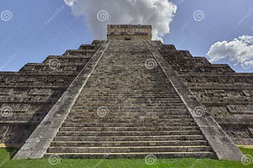 Front View of the Pyramid of the Chichen Itza 2 Stock Image - Image of ...