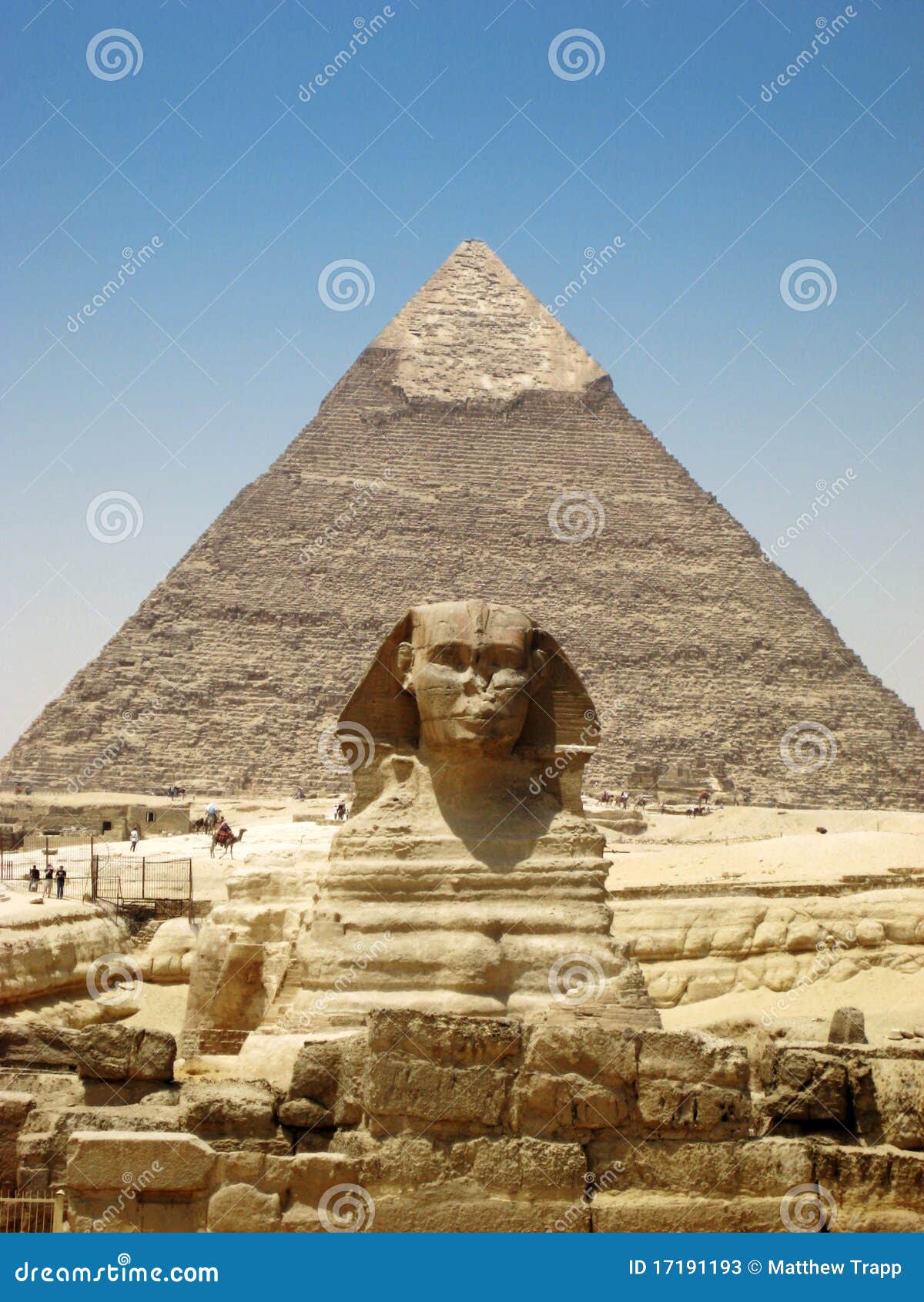 Front on View of the Sphinx and Kafre S Pyramid Stock Image - Image of ...