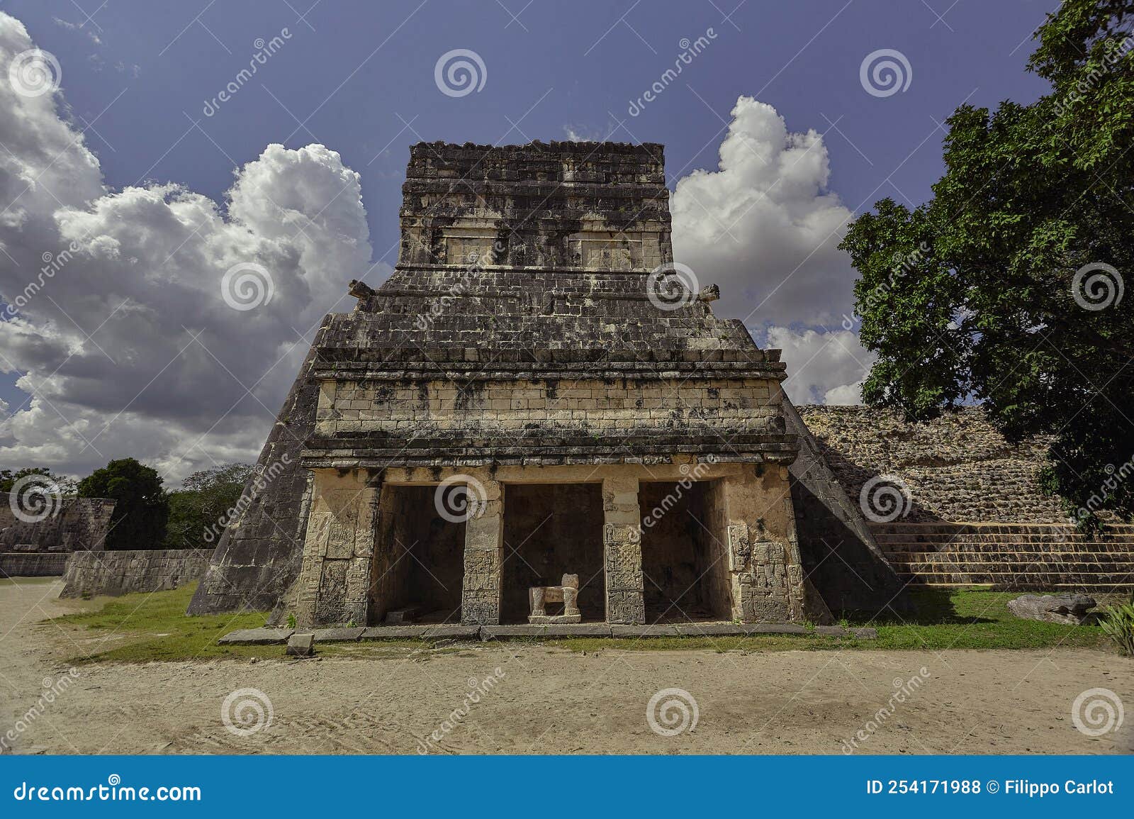 Front View of the Temple of the Jaguar Stock Photo - Image of building ...