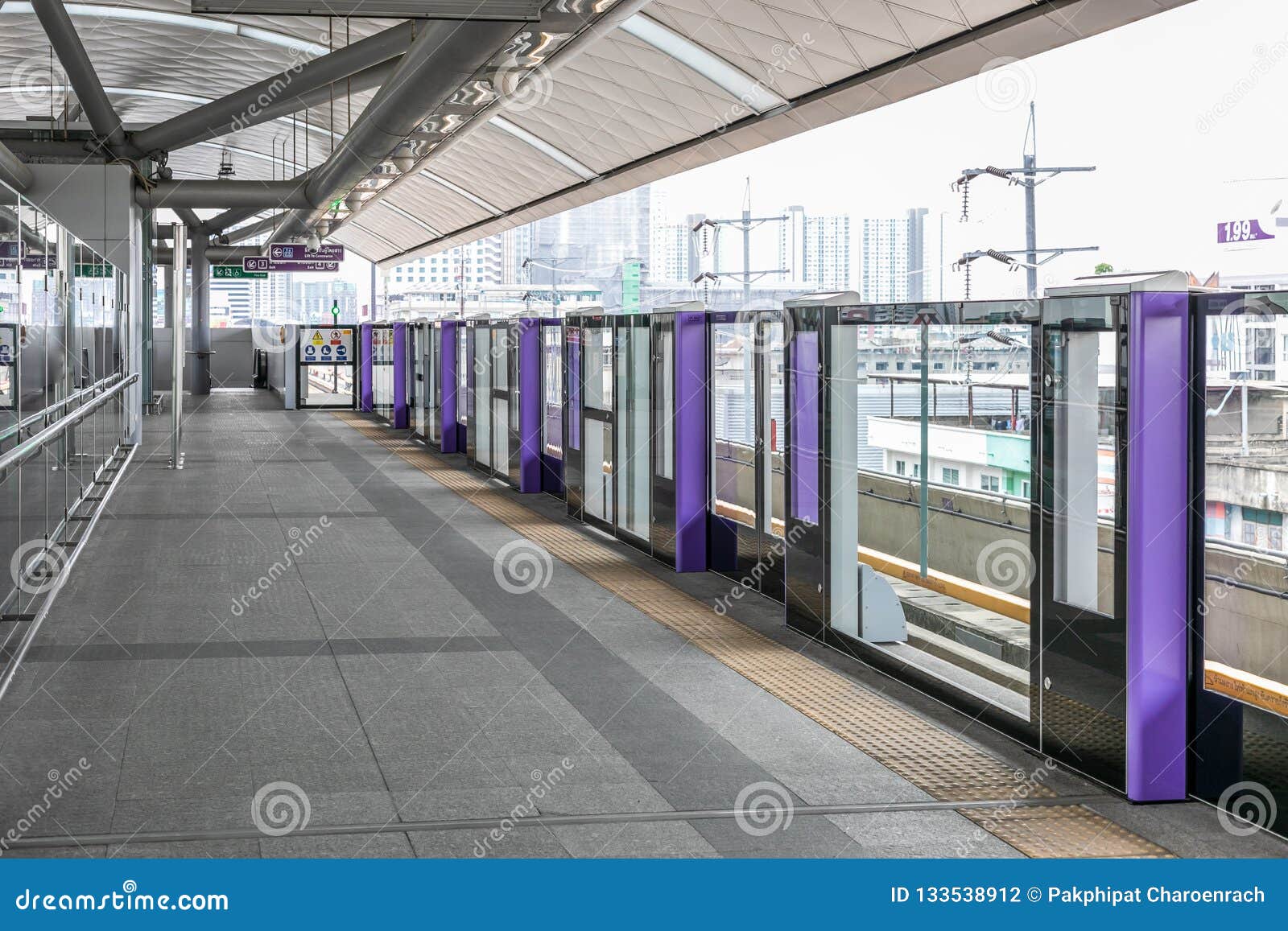 Front View of Train Station Platform of Subway or Sky Train Busi Stock ...