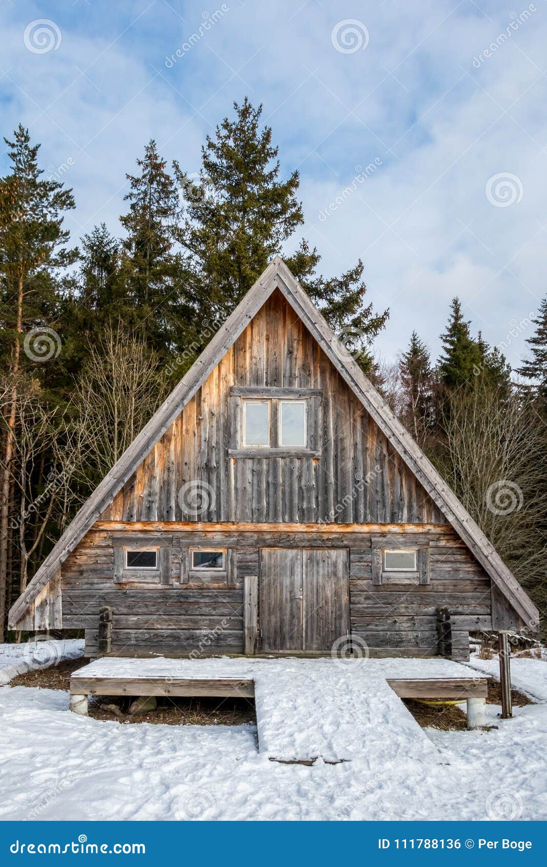 Vertical Log Cabin