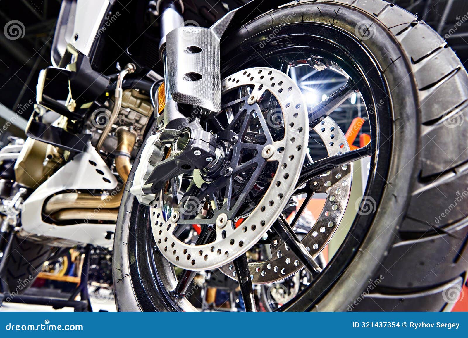 Front wheel of motorcycle editorial stock image. Image of speed - 321437354