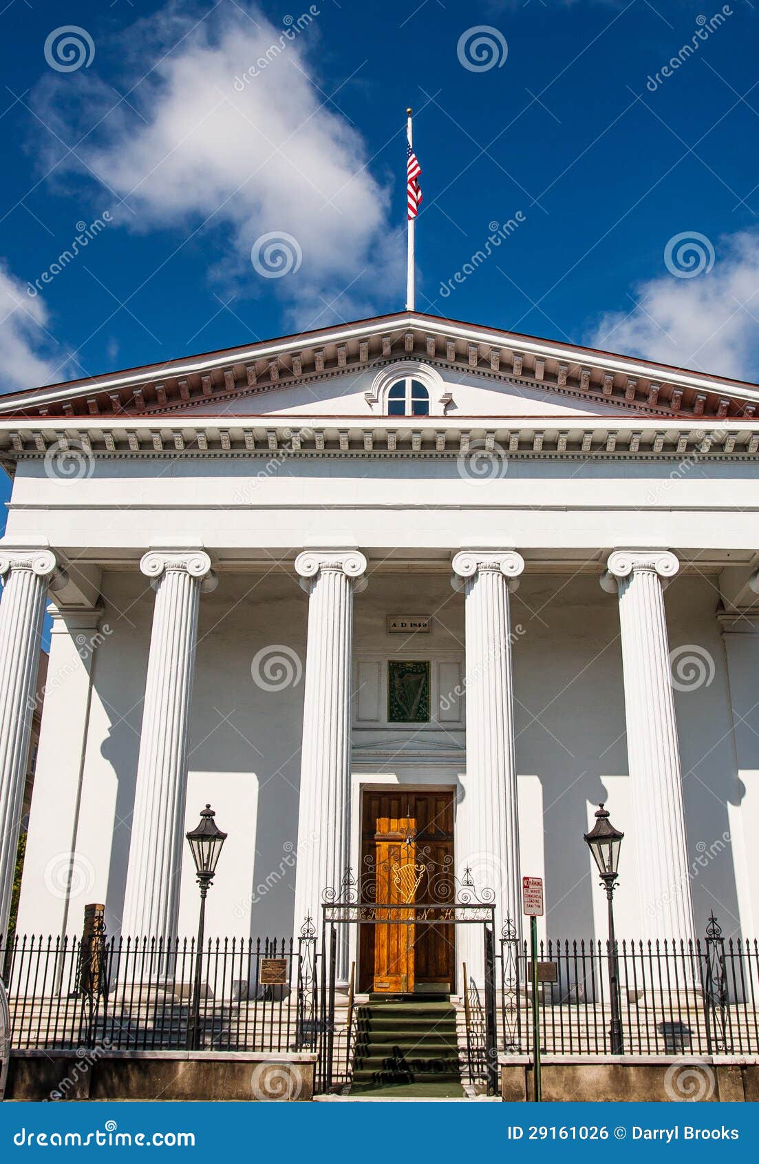 Front of White Columned Church Stock Photo - Image of american, church ...