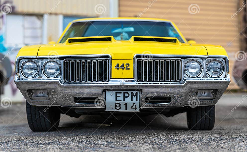 Front of a Yellow 1970 Oldsmobile 442.. Editorial Stock Photo - Image ...