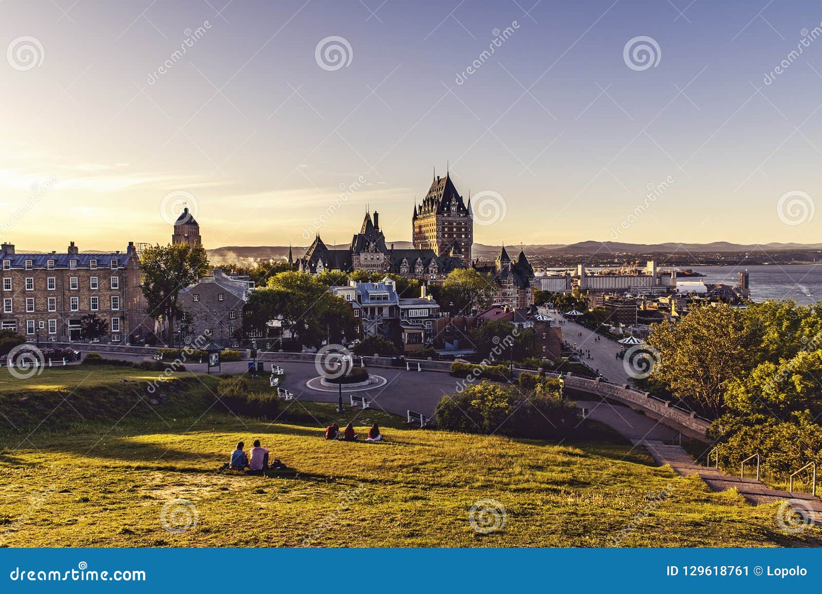 Frontenac Castle in Old Quebec City in the Beautiful Sunrise Light ...