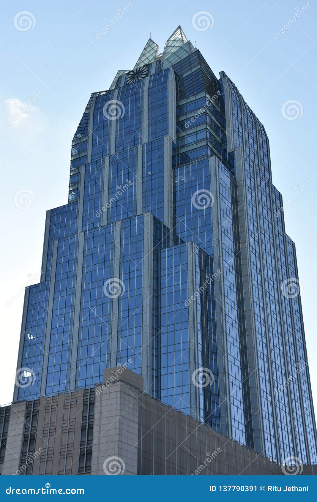 Frost Bank Tower in Austin, Texas Editorial Photo - Image of detail ...