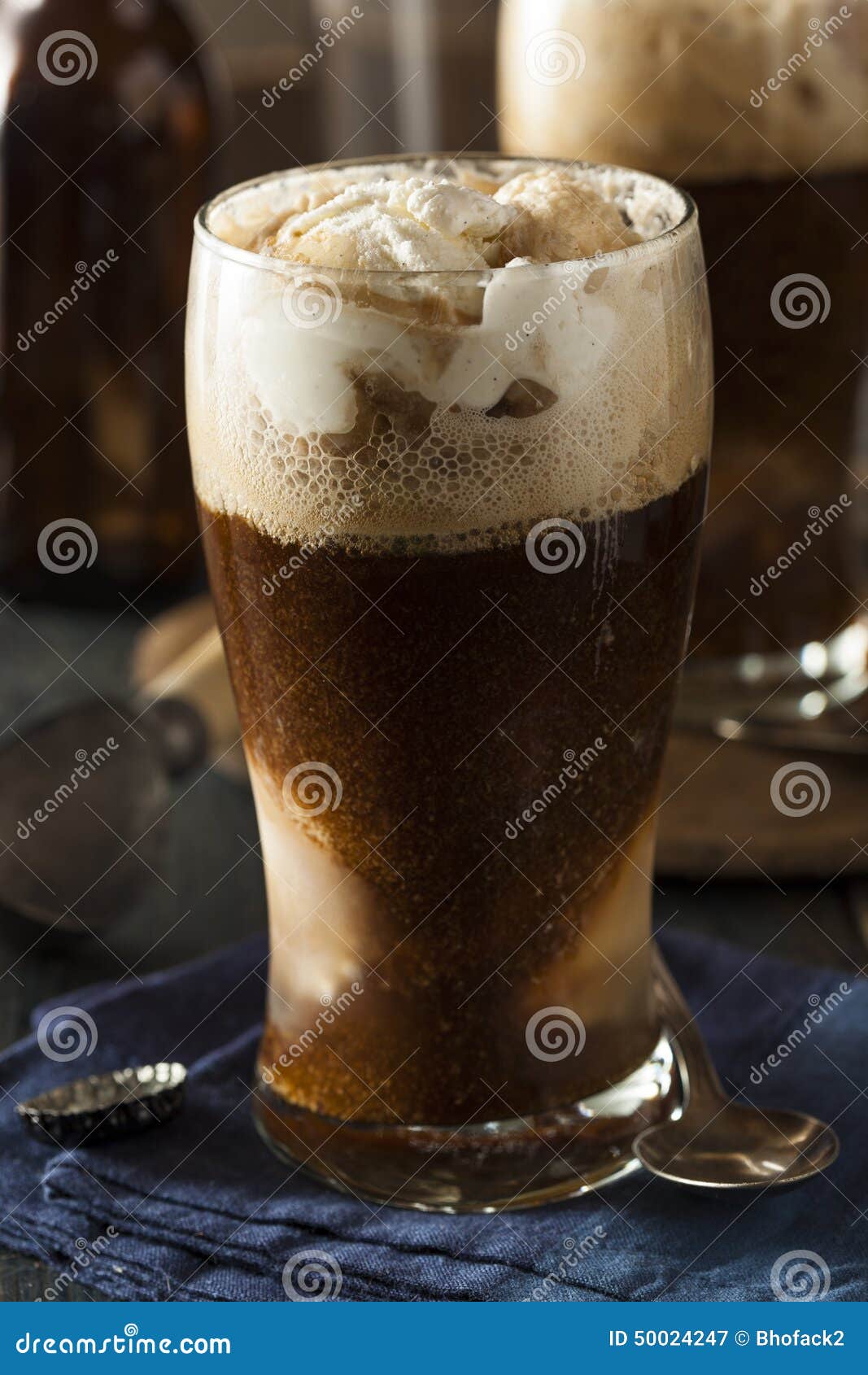 Frozen Dark Stout Beer Float Stock Image - Image of sweet, stout: 50024247