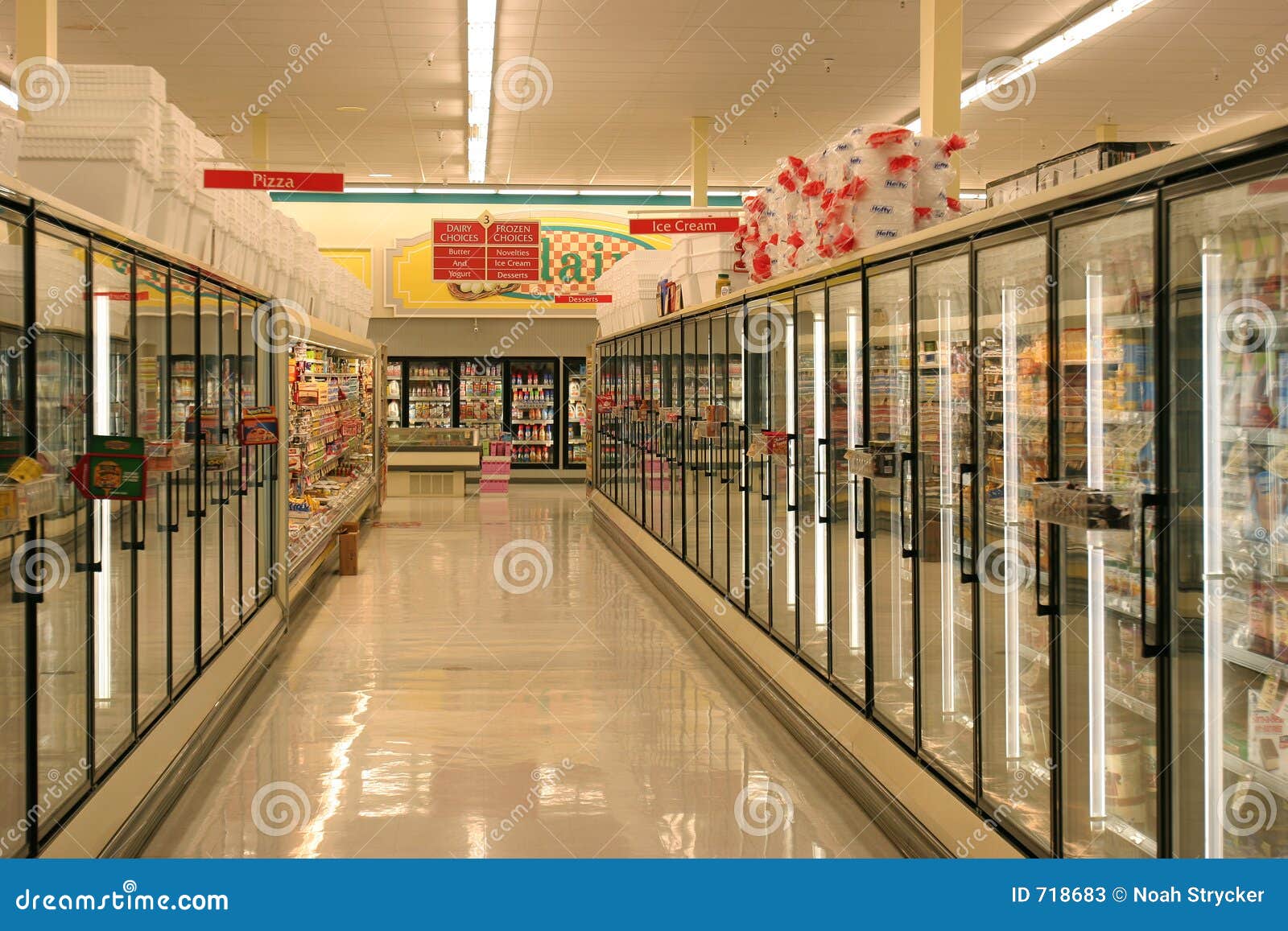 Frozen Foods Aisle stock image. Image of grocery, shop - 718683