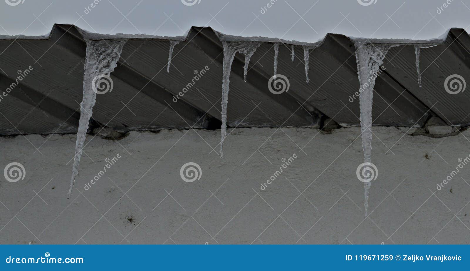 Frozen Ice Crystals Hanging from Roof Top Stock Image - Image of frost ...