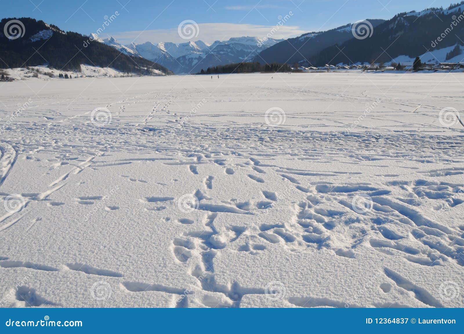 Frozen Lake, Snow and Mountains Stock Image - Image of white, winter ...