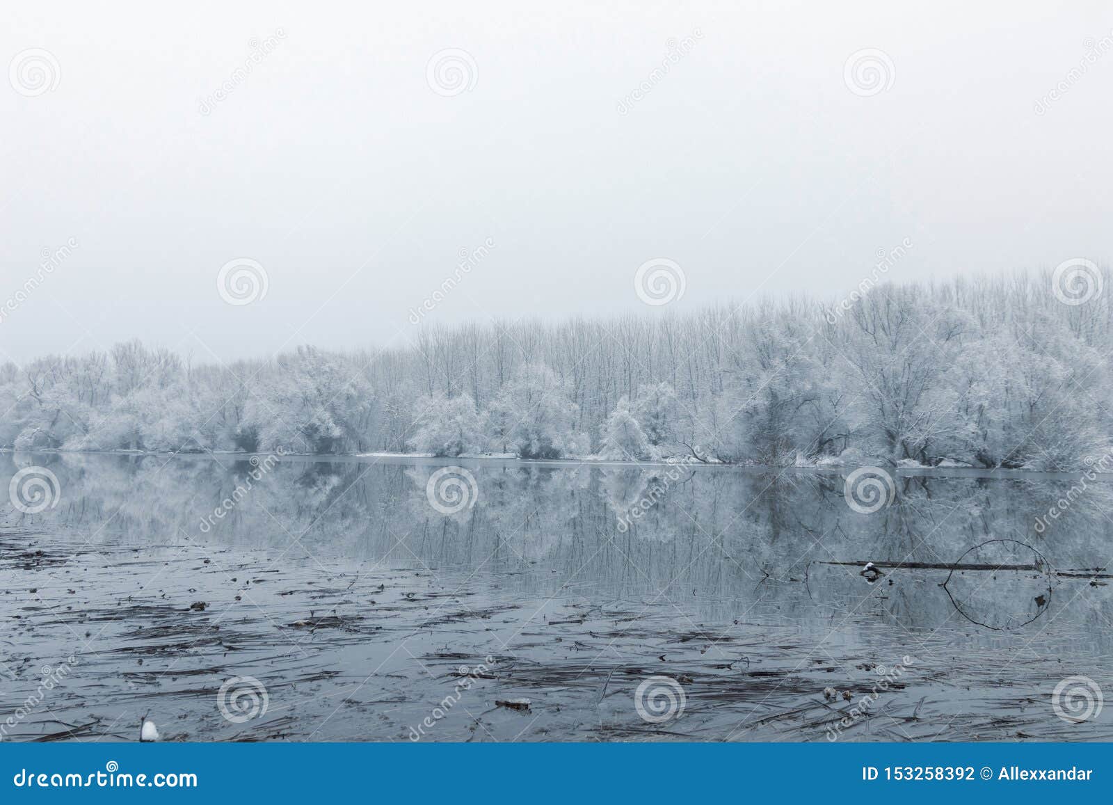 Frozen Lake in Winter, Winter Lake Scene Reflecting in the Water Stock ...