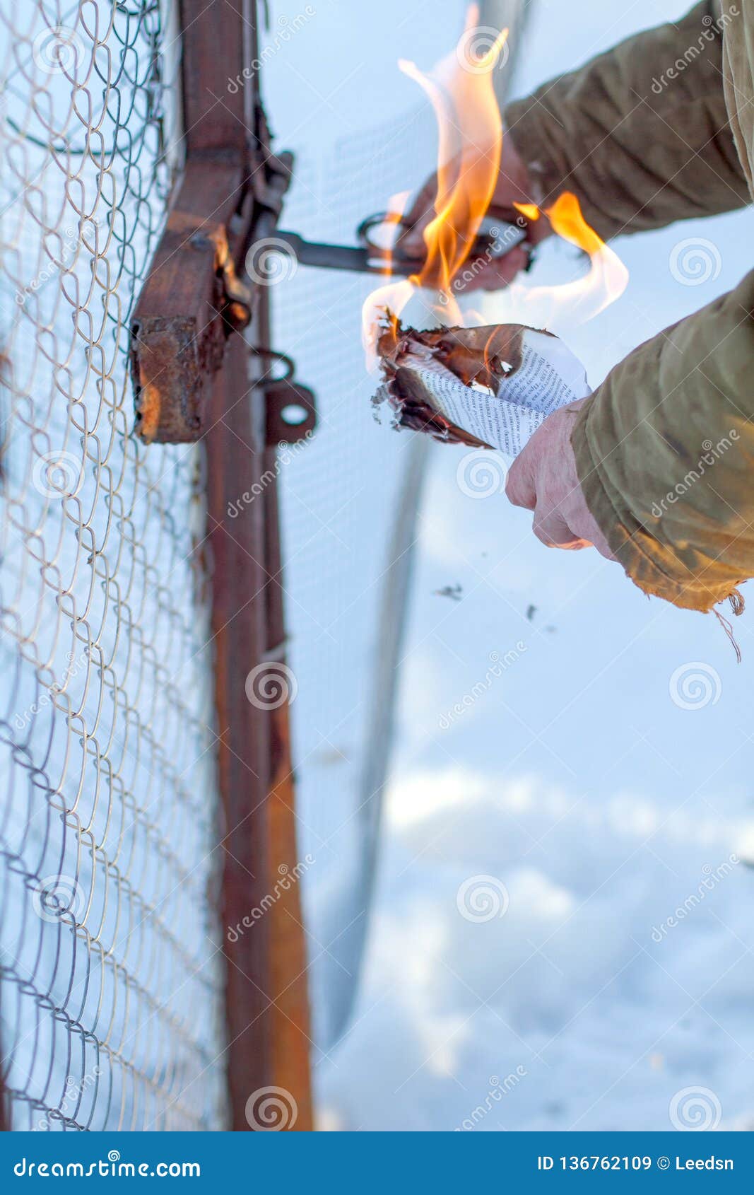 Frozen padlock stock image. Image of crystal, hanging - 136762109