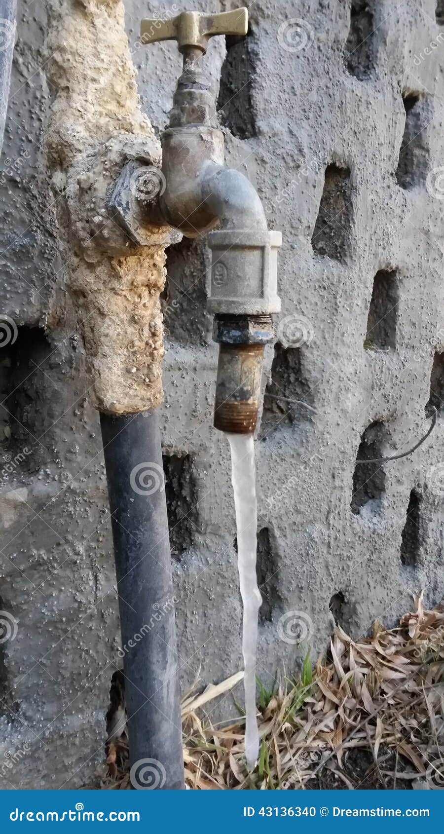 Frozen tap stock photo. Image of karoo, cold, water, frozen - 43136340