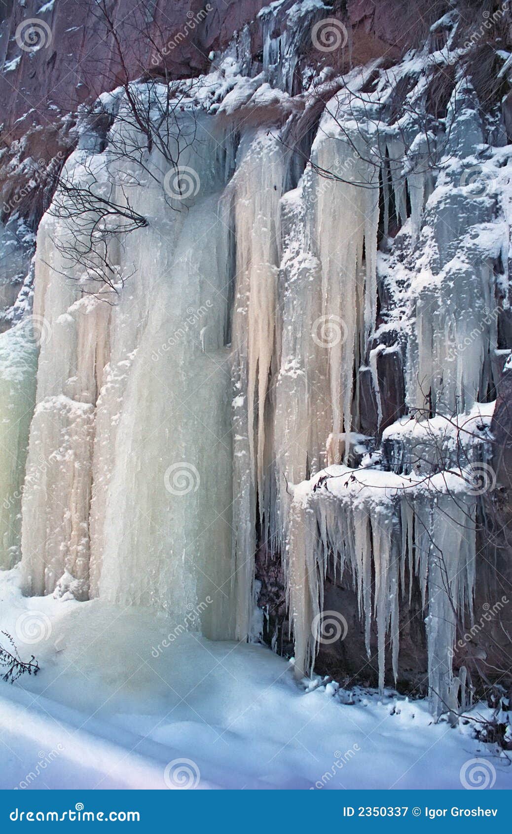 Frozen waterfall stock image. Image of freeze, nature - 2350337
