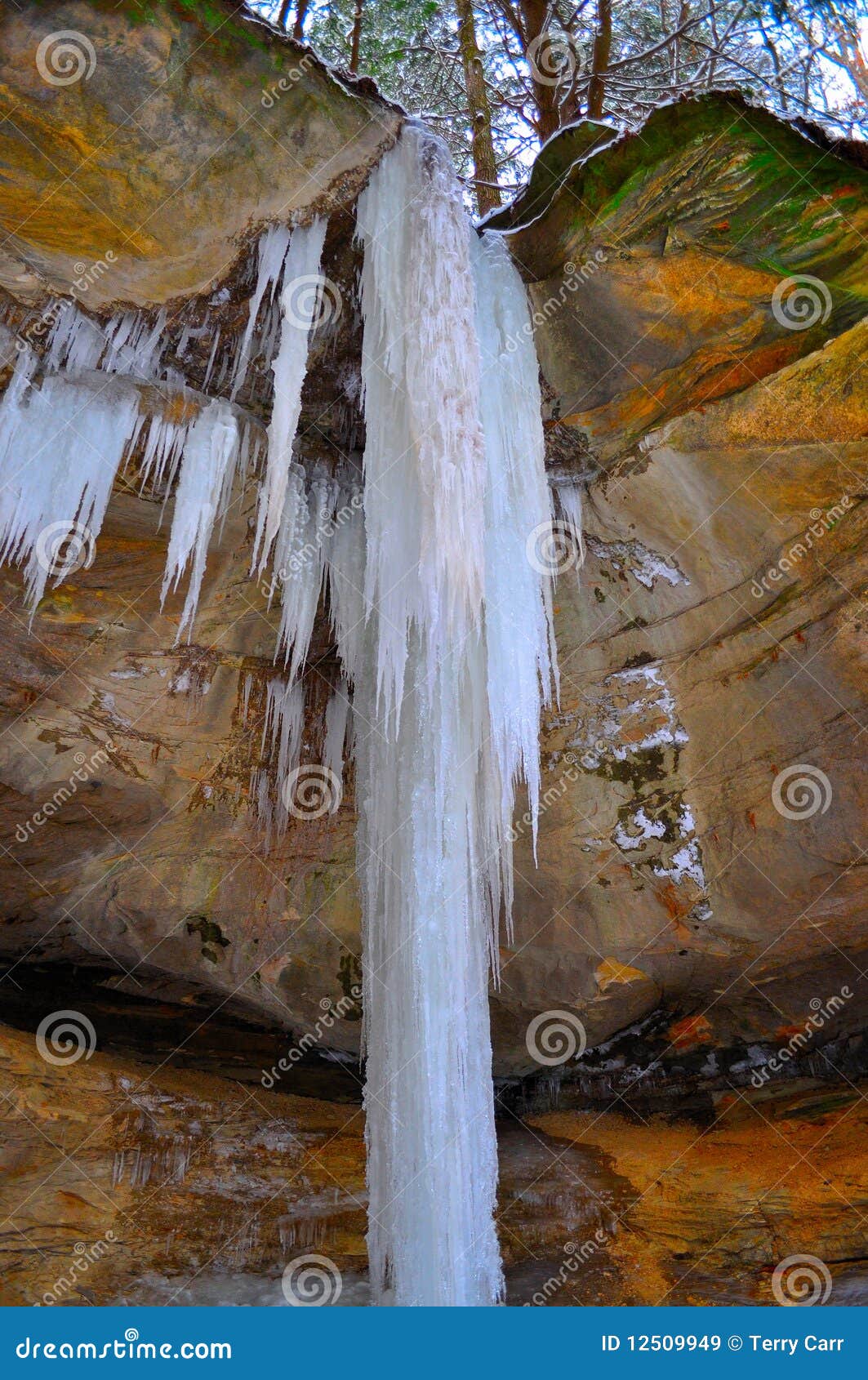 Frozen waterfalls stock image. Image of cold, falls, waterfall - 12509949