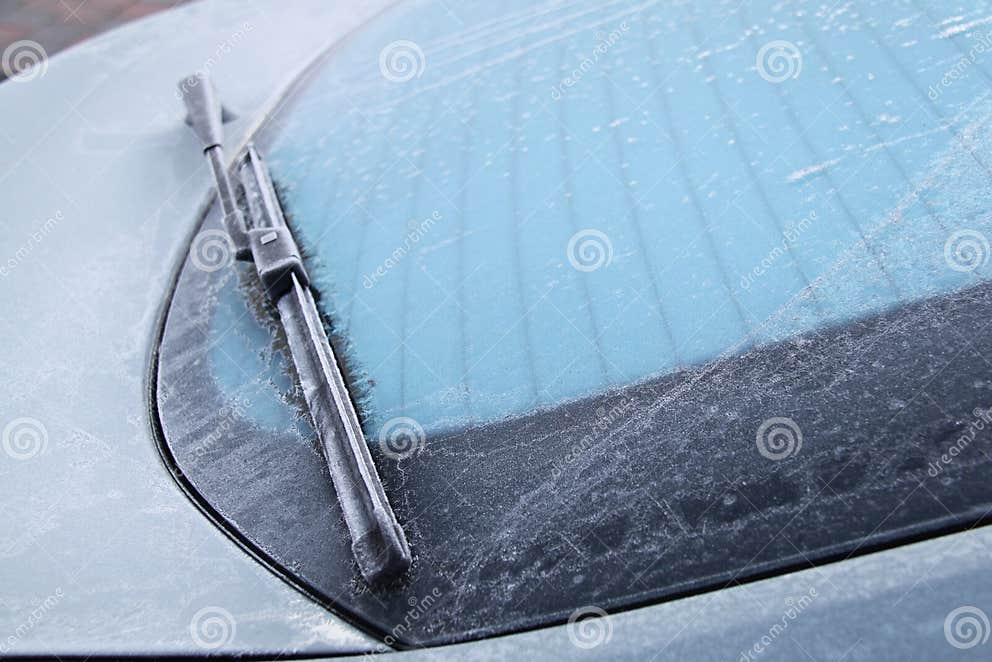 Frozen windscreen stock image. Image of windshield, blizzard - 22251151