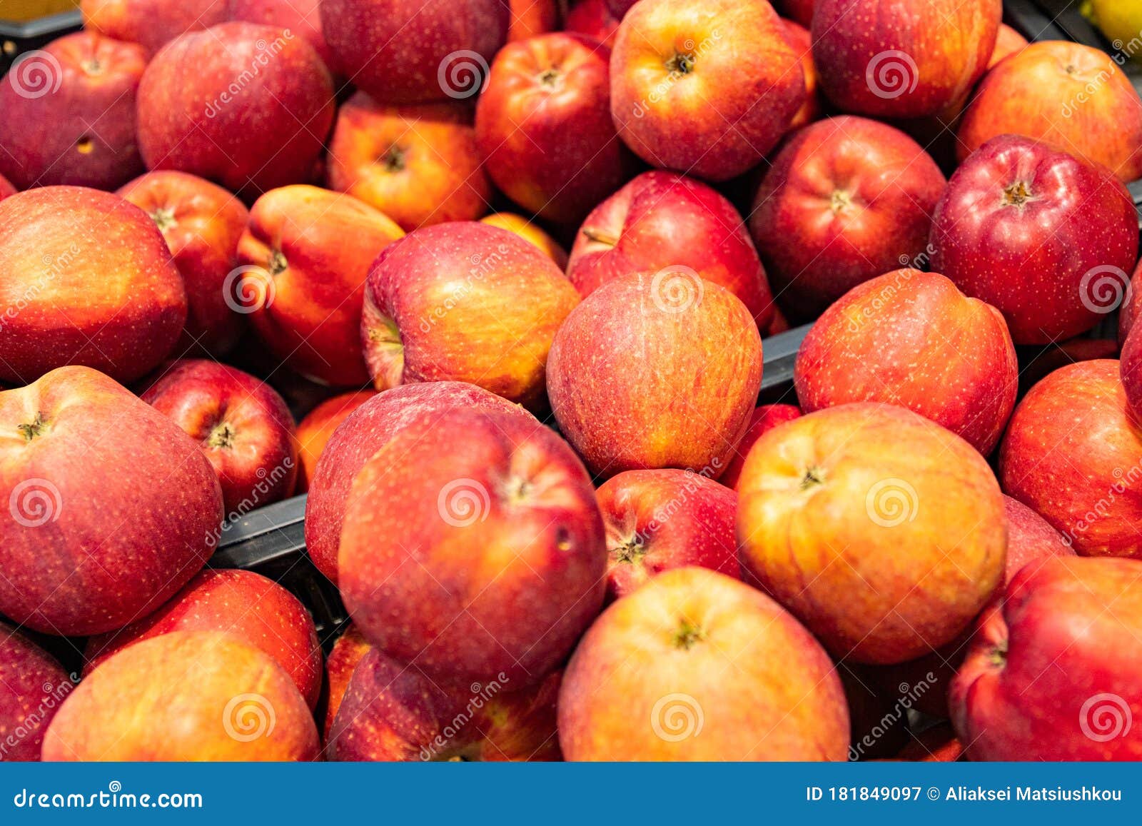 Fruit apples in the store stock image. Image of apple - 181849097