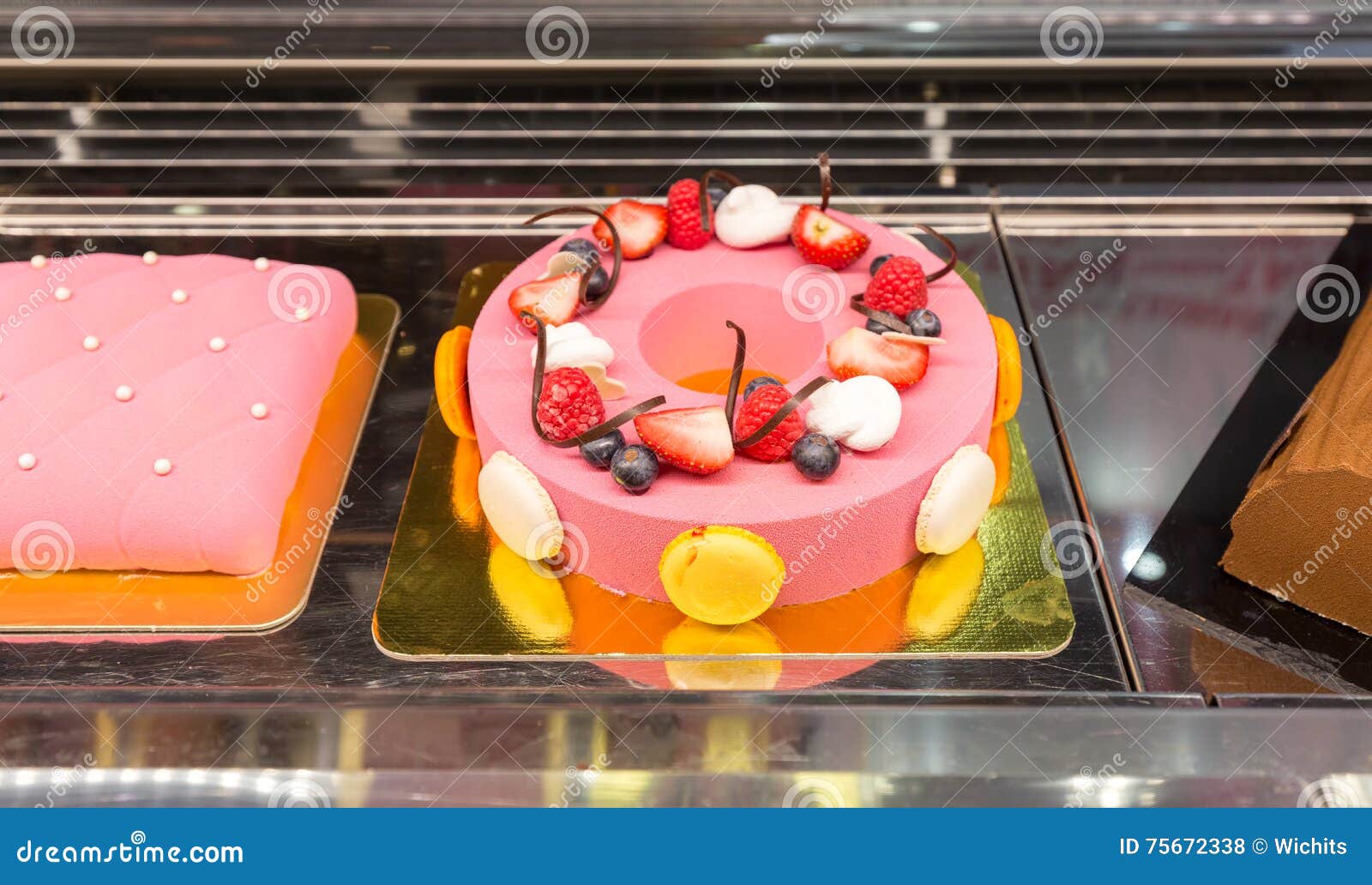 Fruit Cake with Fresh Fruits Stock Photo - Image of food, cream: 75672338