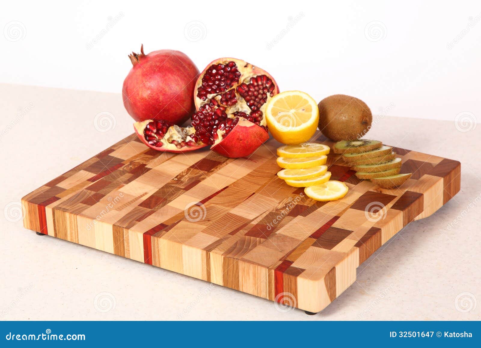 Fruit on a chopping board stock image. Image of portion - 32501647