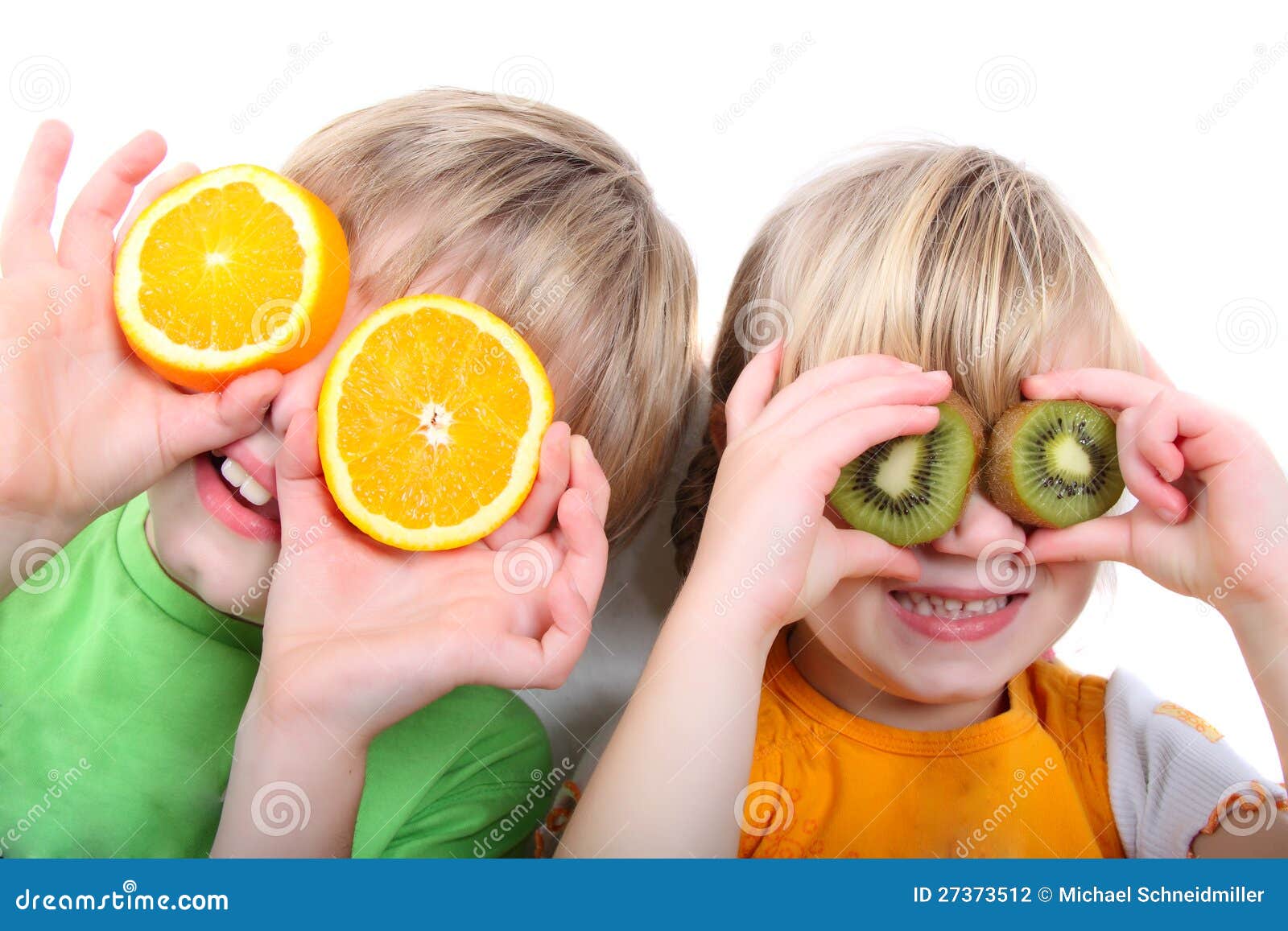 Fruit d'enfants photo stock. Image du personne, fruits - 27373512