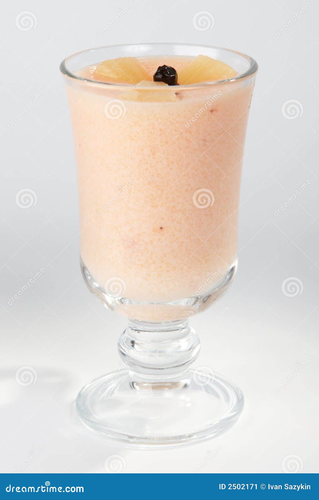 Fruit dessert in a cup. stock image. Image of fruits, gentle - 2502171
