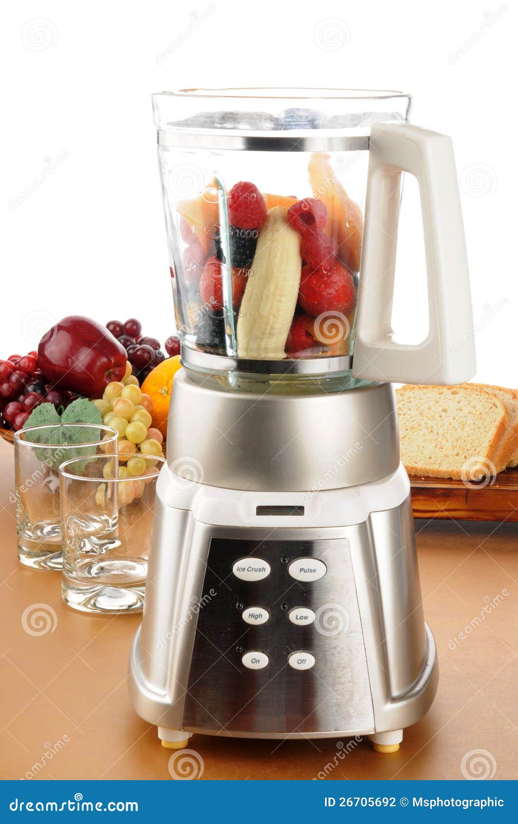 Fruit in een mixer stock foto. Image of gladmaken, macht - 26705692