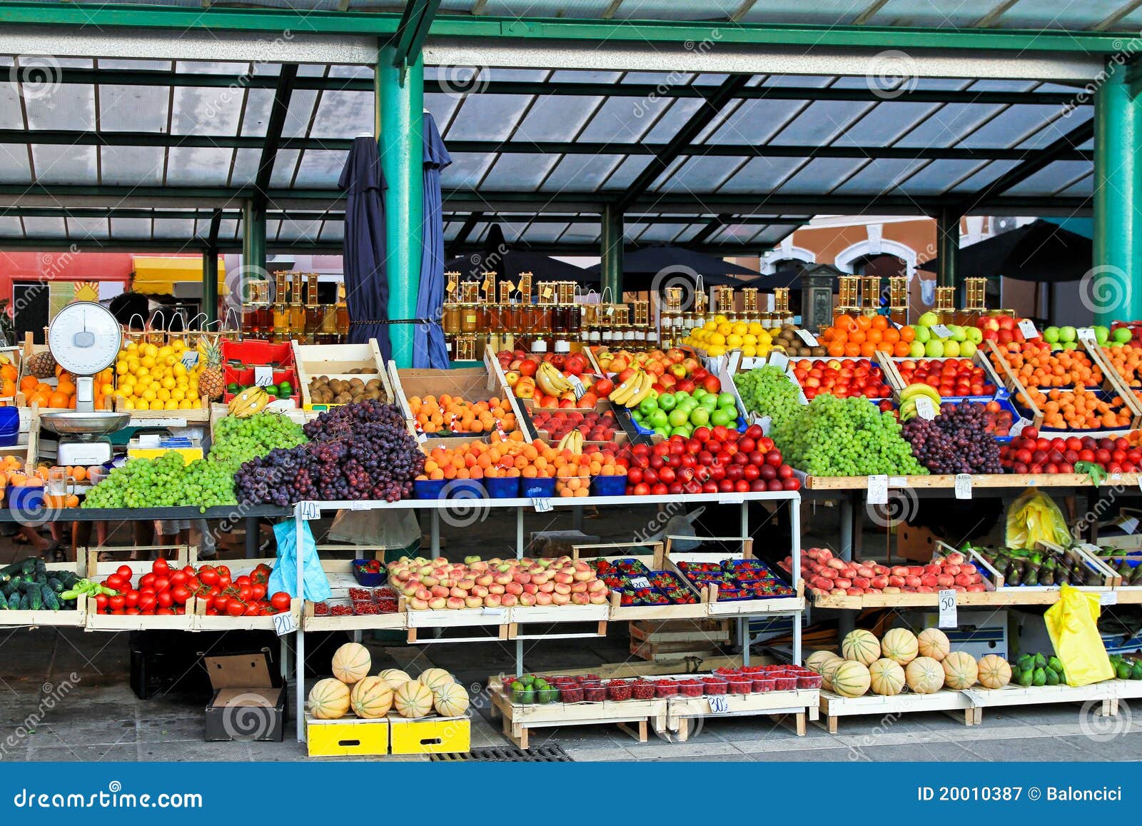 Fruit market stock image. Image of organic, vegetable - 20010387