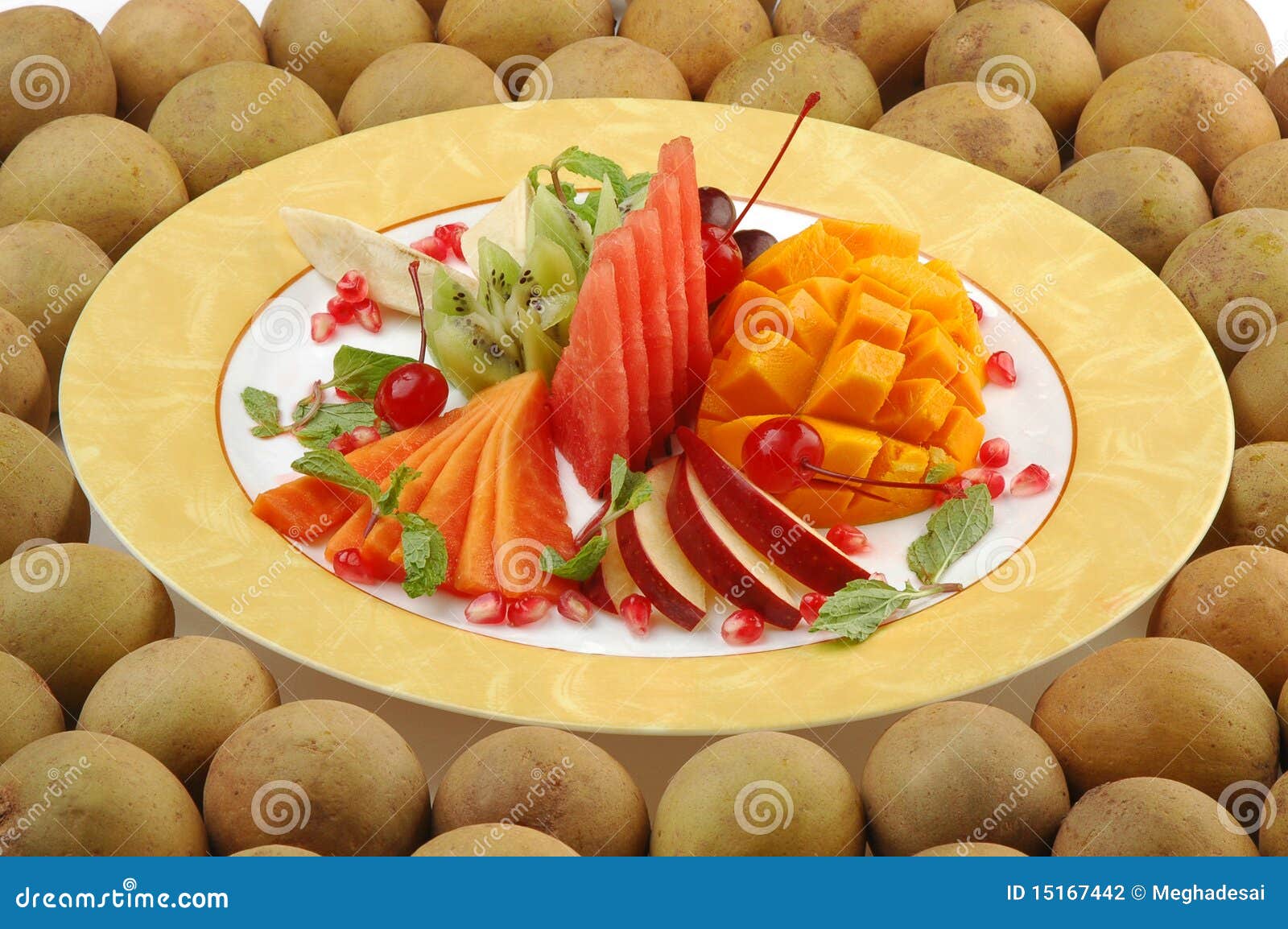 Fruit plate stock photo. Image of colors, food, kiwi - 15167442