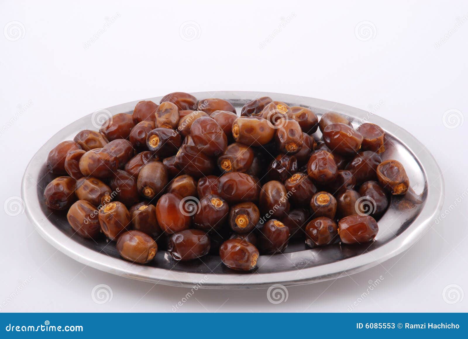 Fruits De Datte Dans Une Plaque Image stock - Image du mecque, exotique ...